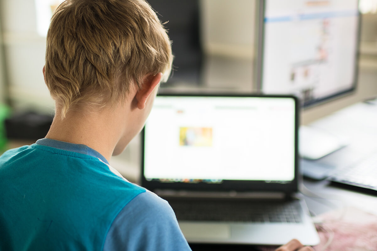 Teen Internet Addiction Treatment Centers In California